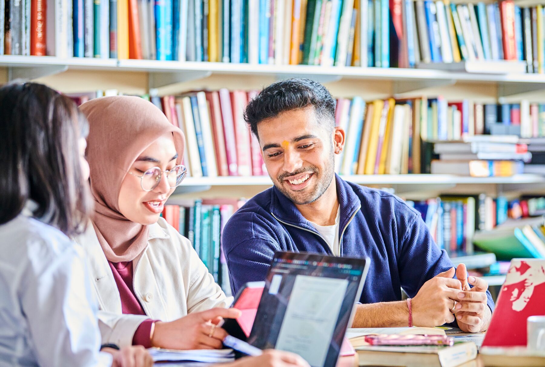 Taught vs Research Master's: What's the difference?